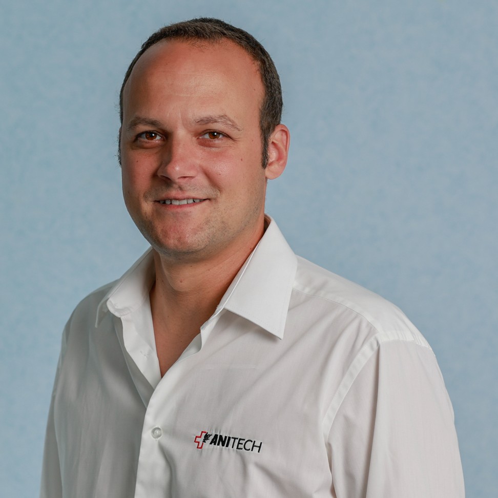 UNSERE TEAM - ANITECH, GEMEINSAM STARK